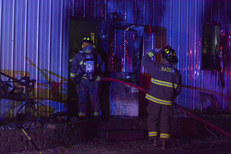 Badger, Vincent fire crews respond to farm fire | News, Sports, Jobs ...